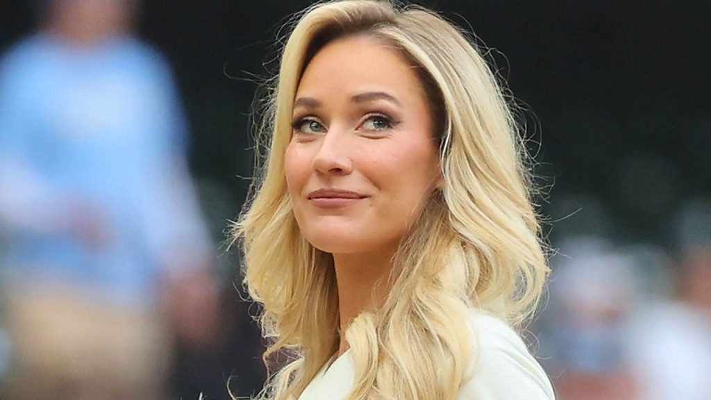 Paige Spiranac echoes sports world with message of unity after Trump assassination attempt – CISSAR